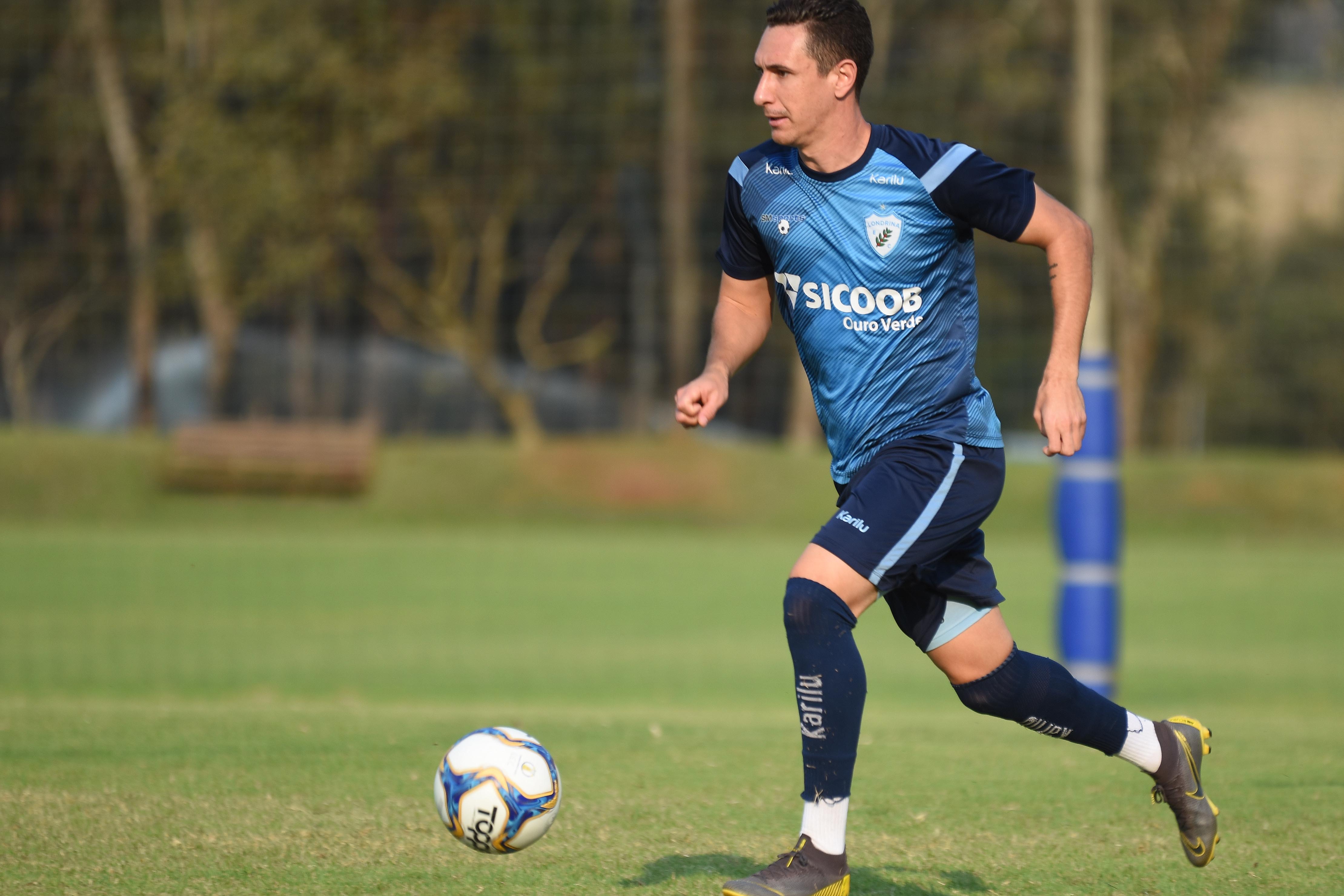 Higor Leite inicia trabalho de recuperação no Departamento Médico